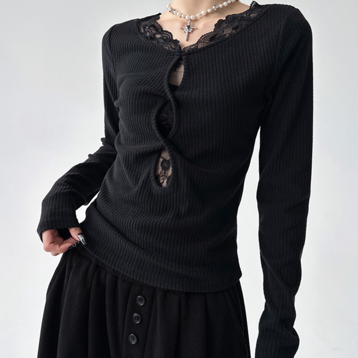 Front hole lace layered tops 2 colors V1981 | ViCHIC.