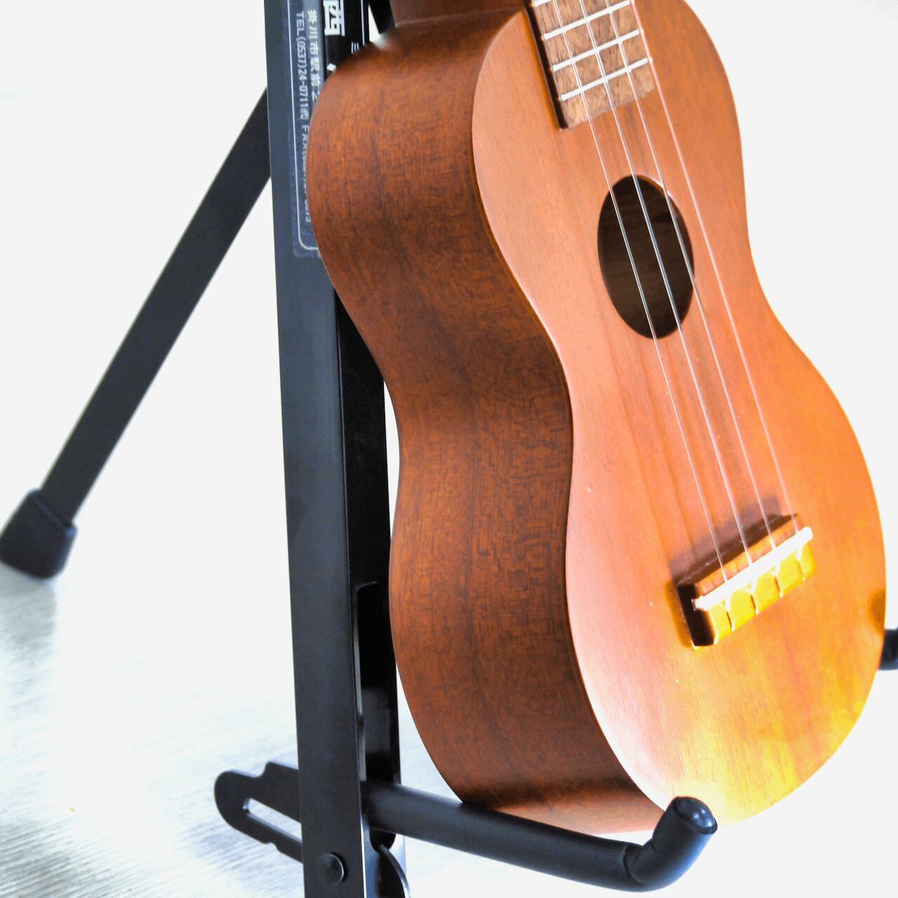 ソプラノ・ロングネック・ウクレレ Famous FLS-60 | 西尾楽器オンラインストア | 楽器通販