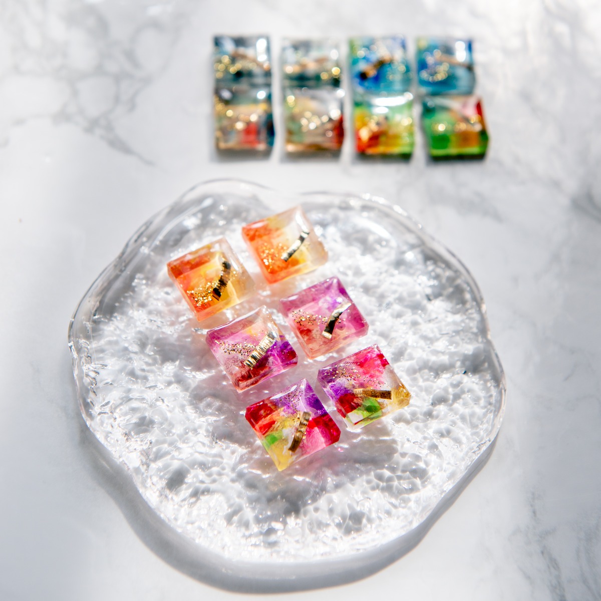 ニュアンスカラーのシンバルスクエアピアスイヤリング(EY03) | emjmod Official webshop