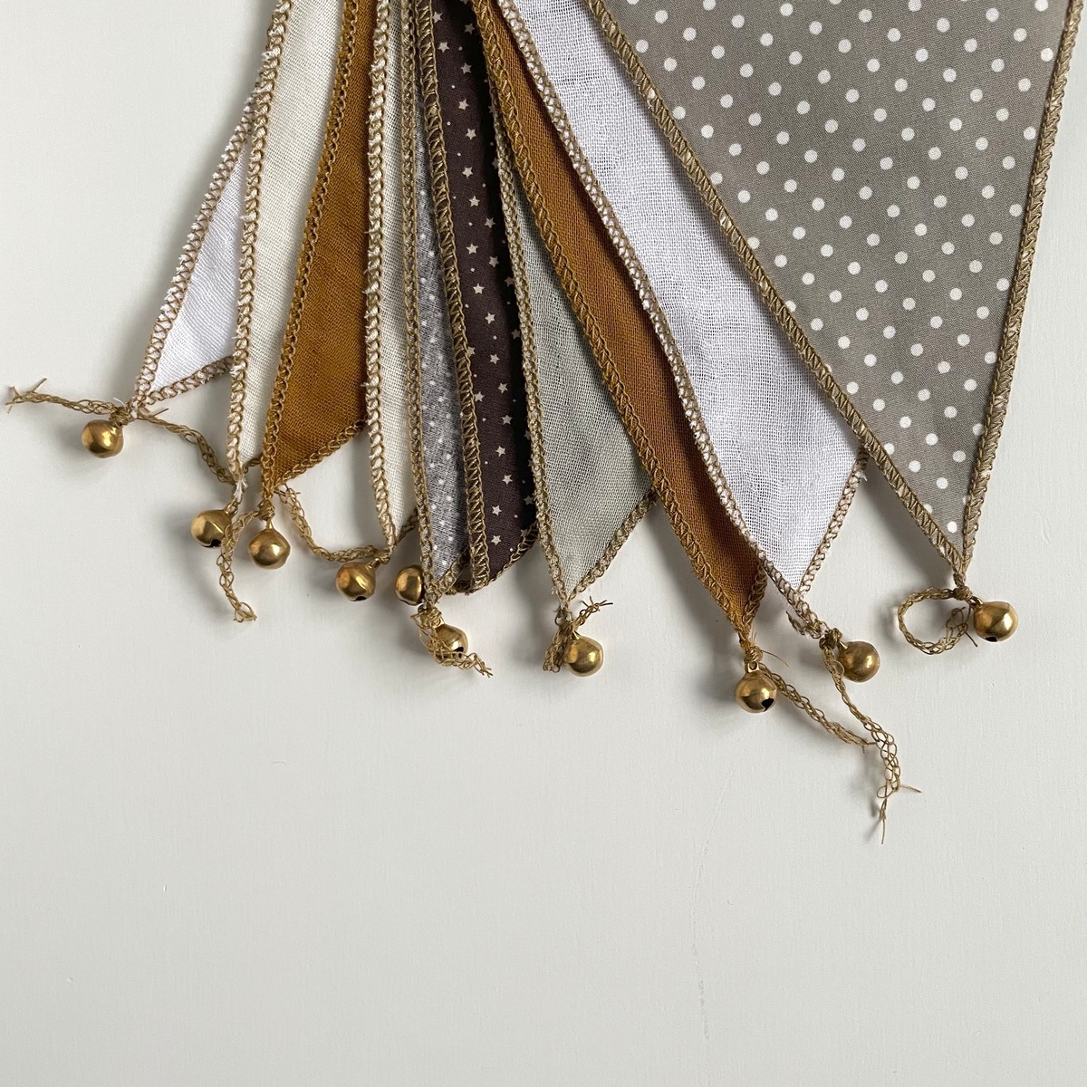 即納 】mix beige Garland- ミックスベージュガーランド / numero74 | - baby riri -