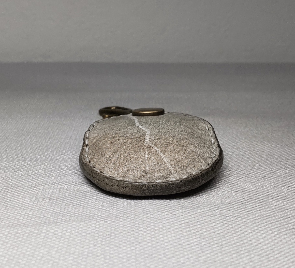 エアタグケース 高級イタリアレザーアラスカ airtag Edy QUICPAY | S.N.O.W Leather craft