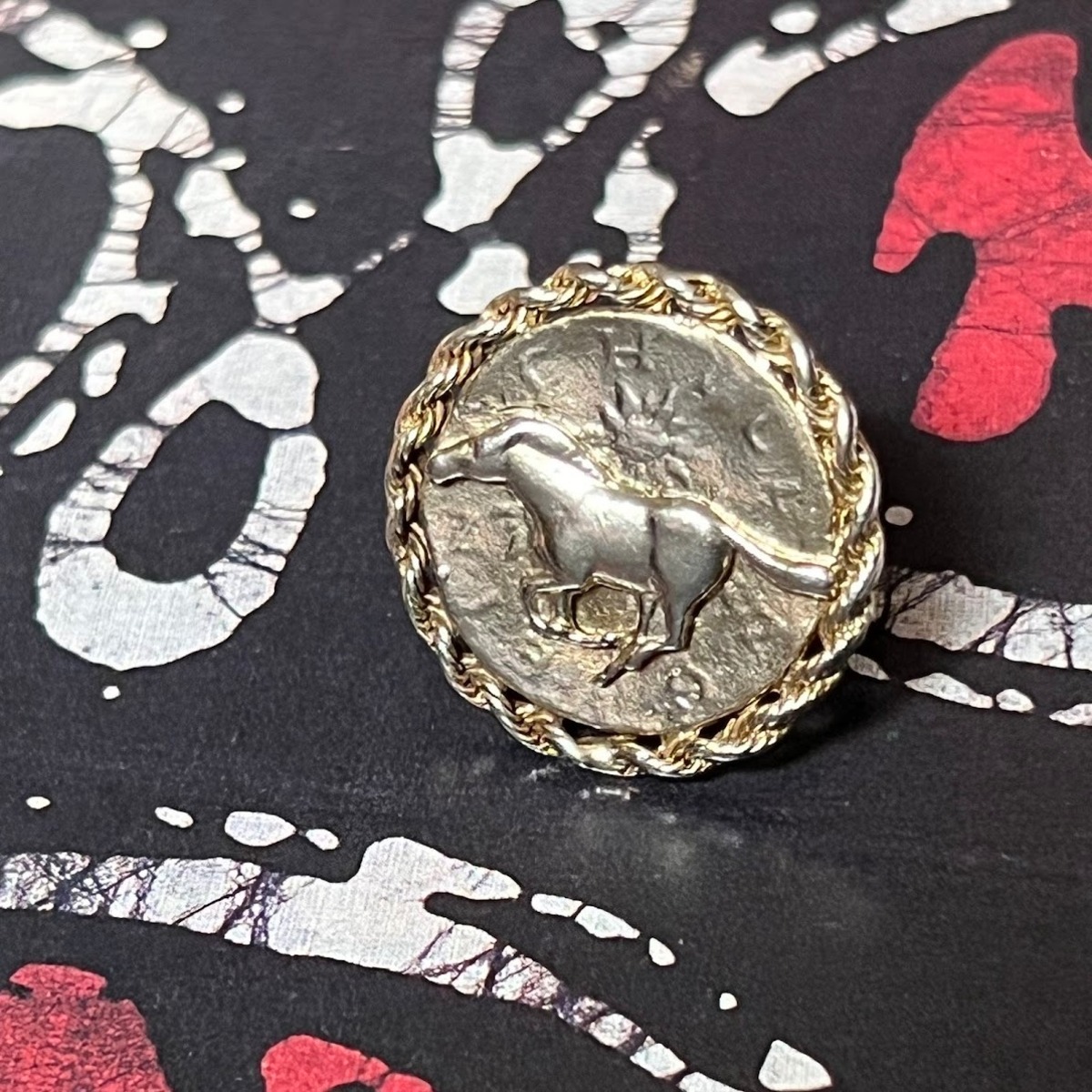 コイン リング ホース 《R-0005》 | ModernLoop ユーズドアクセサリー専門店