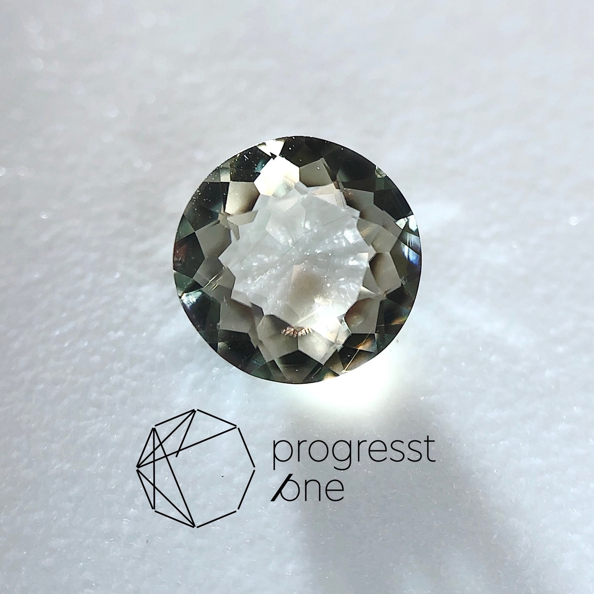 ダイアスポア0.46ct | progresstone
