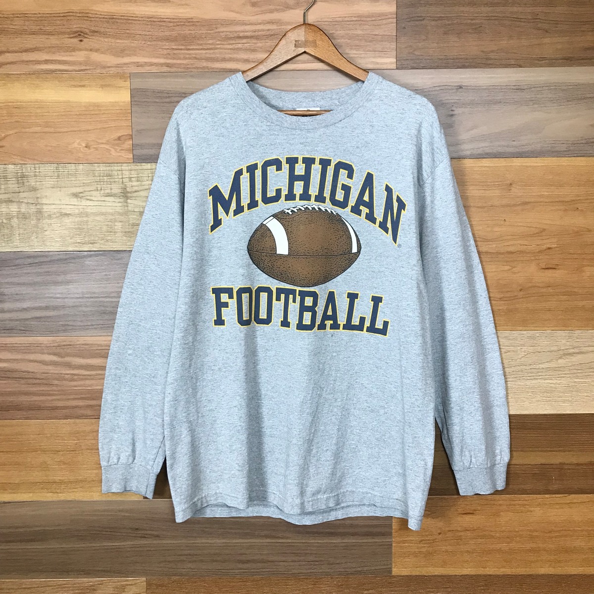 MICHIGAN FOOTBALL カレッジ プリント ロンT サイズ メンズ L ストリート アメカジ 古着 s25020980【ロングT ...