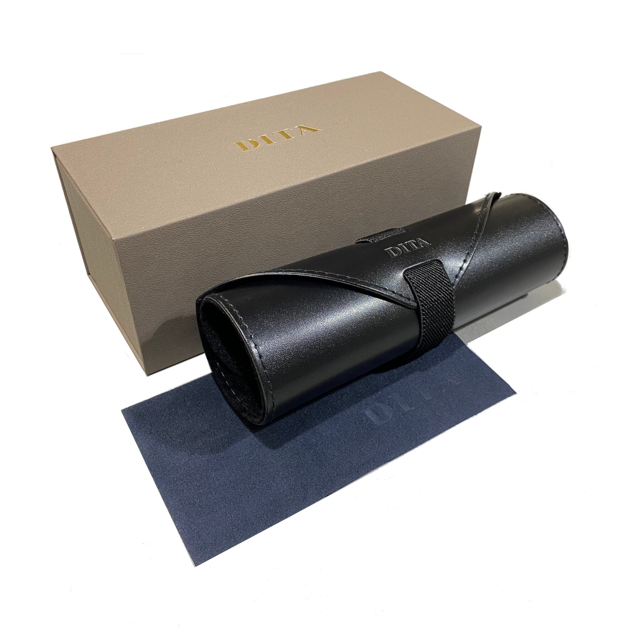 LINDSTRUM//DTX125@DITA | Re:TRUST EYEWEAR