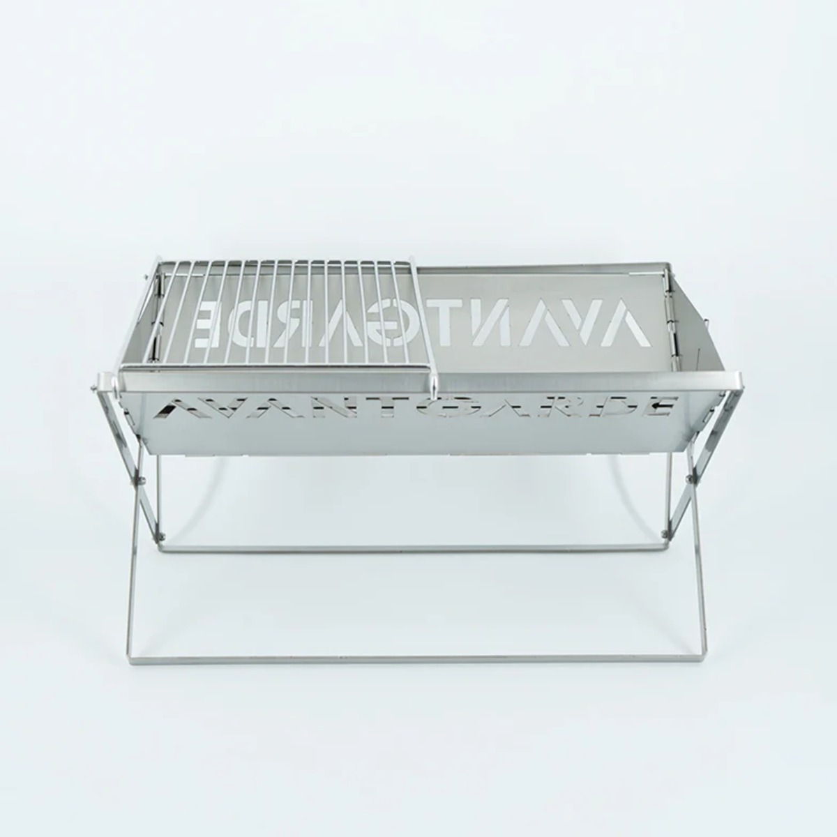 AVANT GAREDE compact folding bonfire stand | GRID