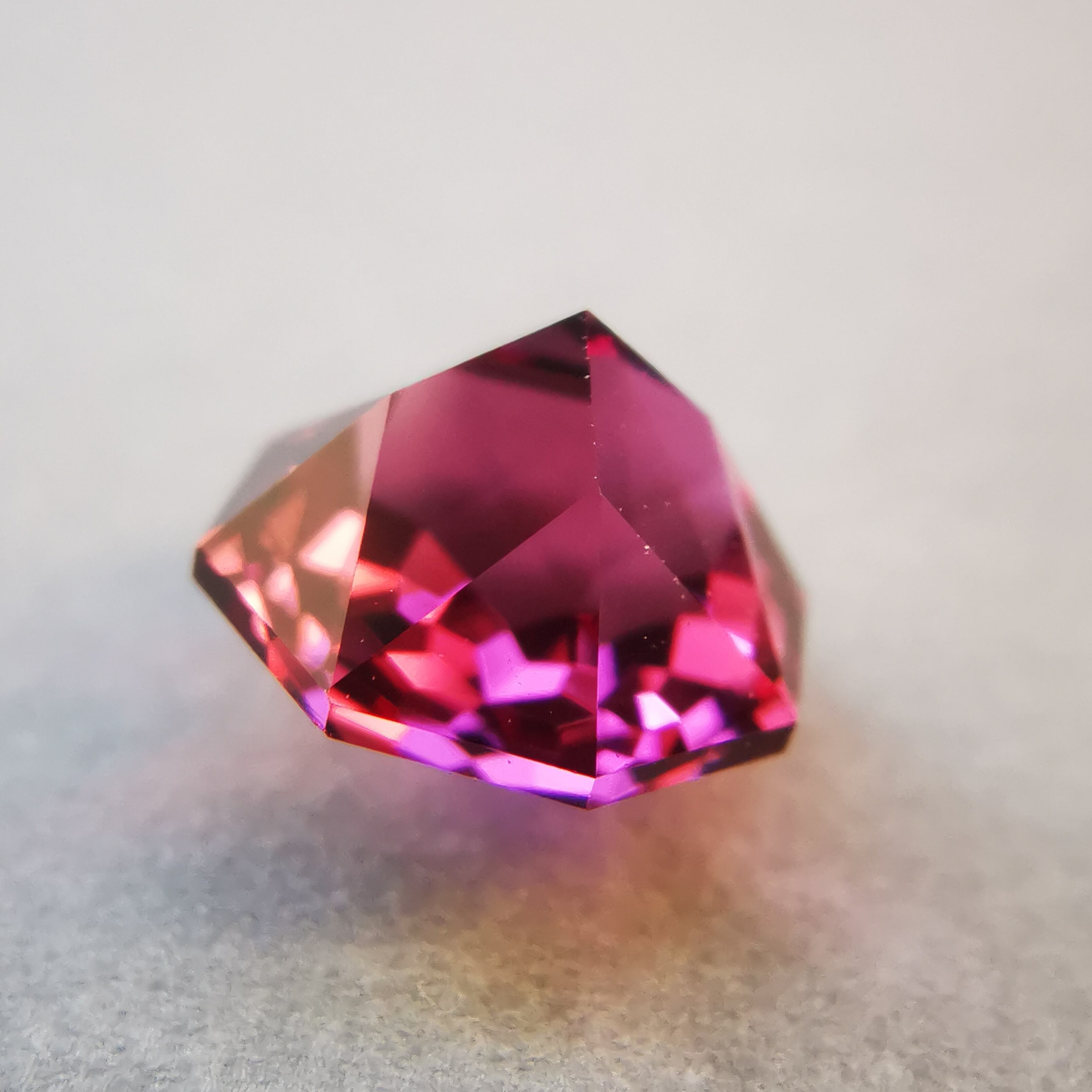 ロードライトガーネット 1.21ct / A-0601 | Tam＆Tam Gem