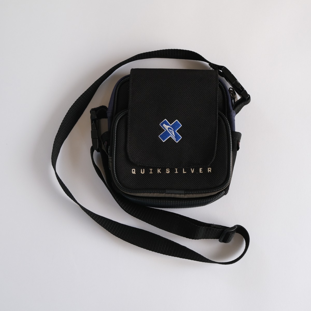 90s Quiksilver sling bag | MYSTERY