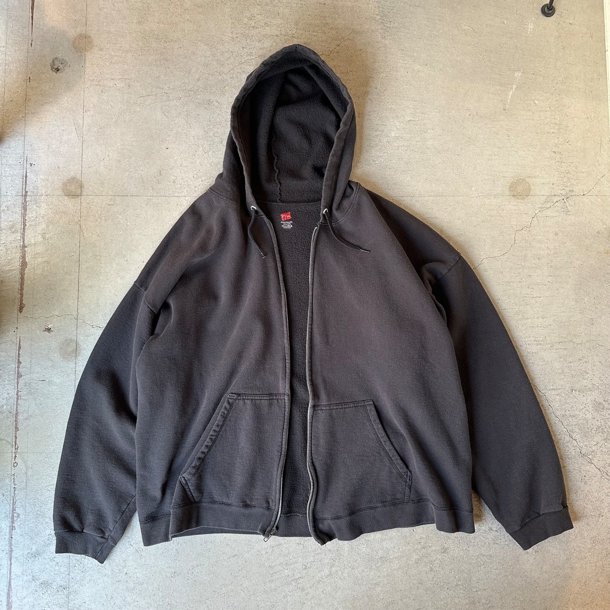 Hanes zip up hoodie | swo
