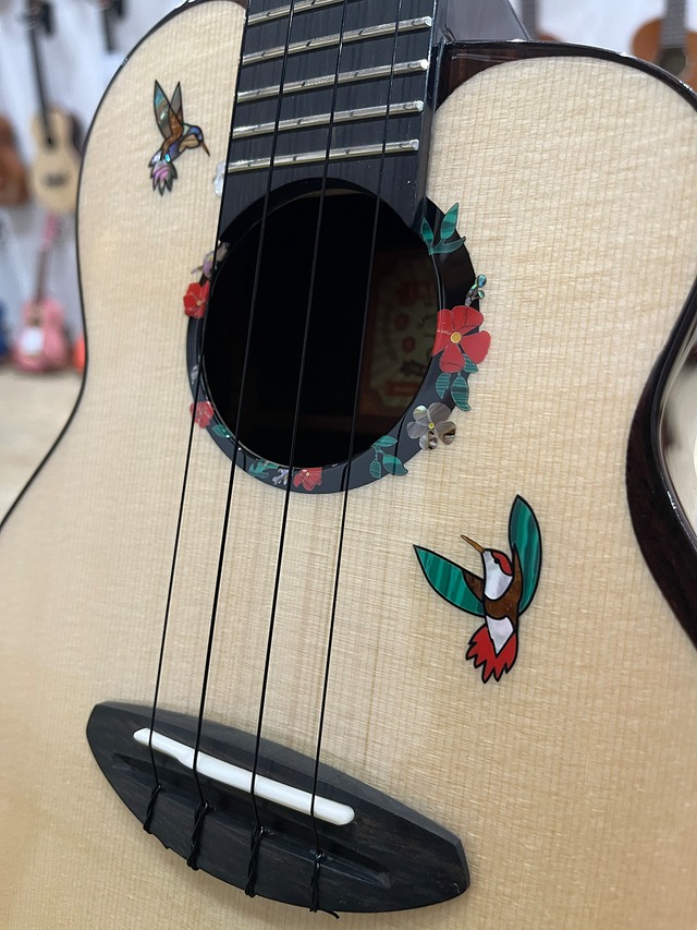 a Nue Nue UC200HB コンサート・ハミングバード | ウクレレショップ サニーサイド