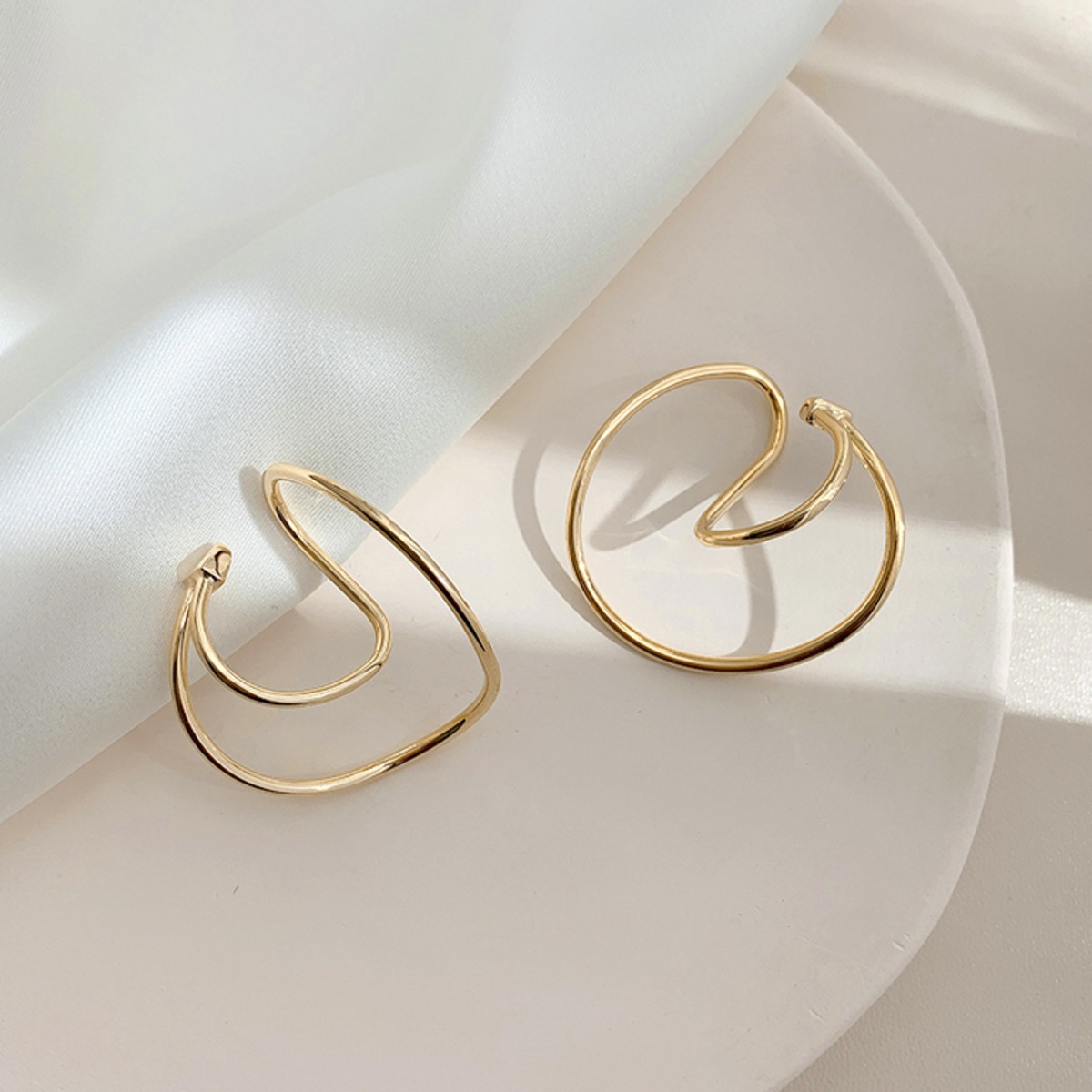 circle ear cuff 10291 | abeille