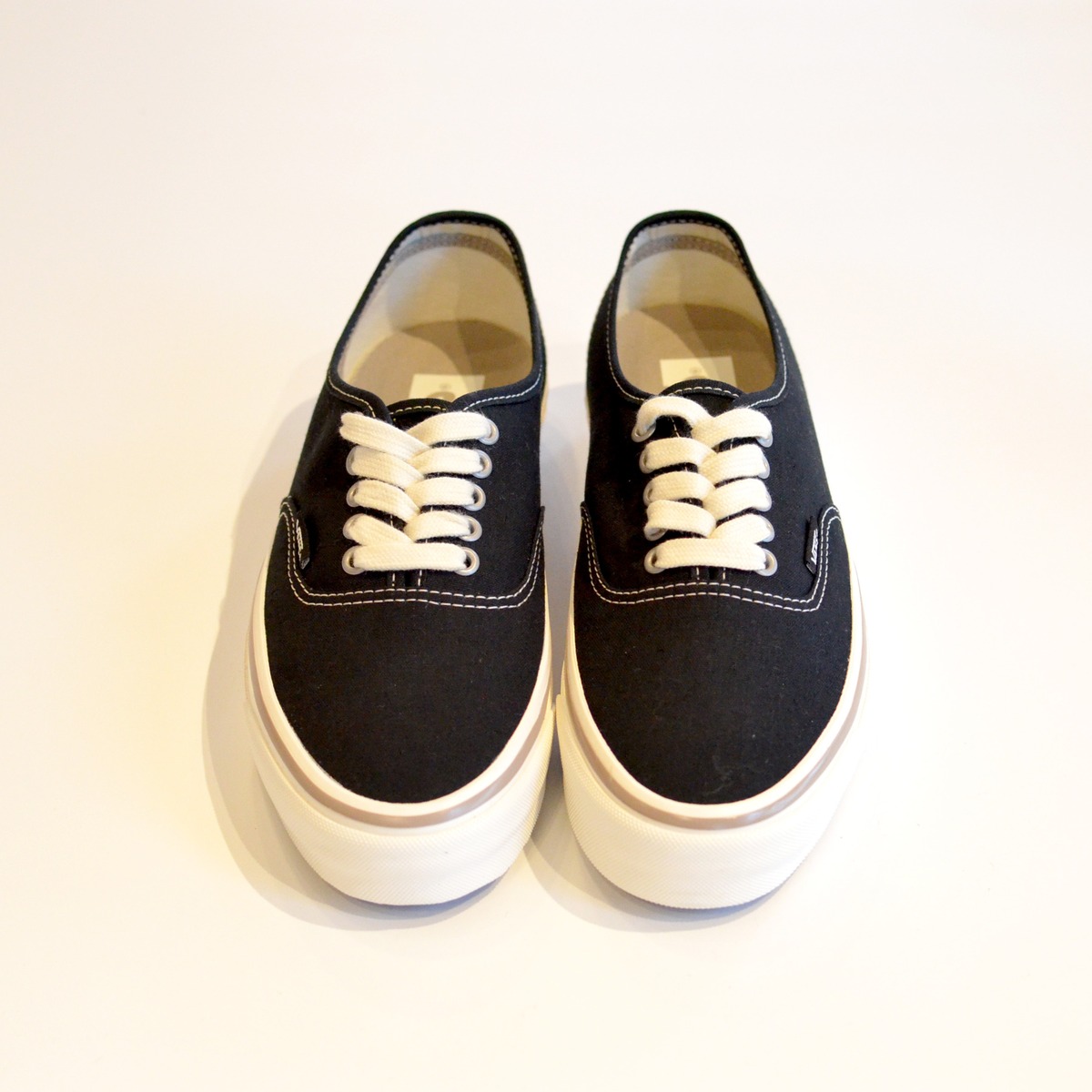 VANS "AUTHENTIC REISSUE 44"(BLACK/MARSHMALLOW) | GOOD LUCK STORE