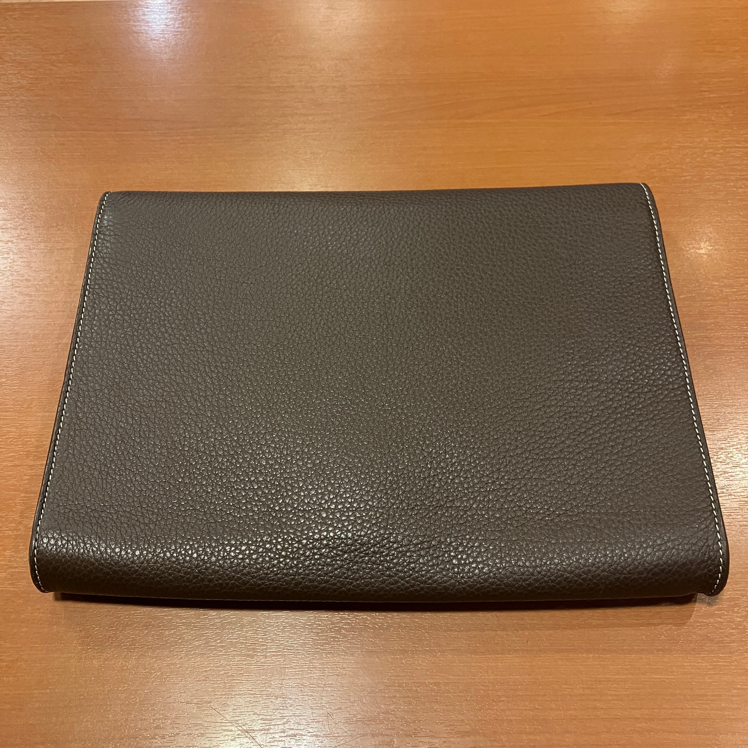 ACATE "BREVA" LEATHER CLUTCH BAG | safarionline
