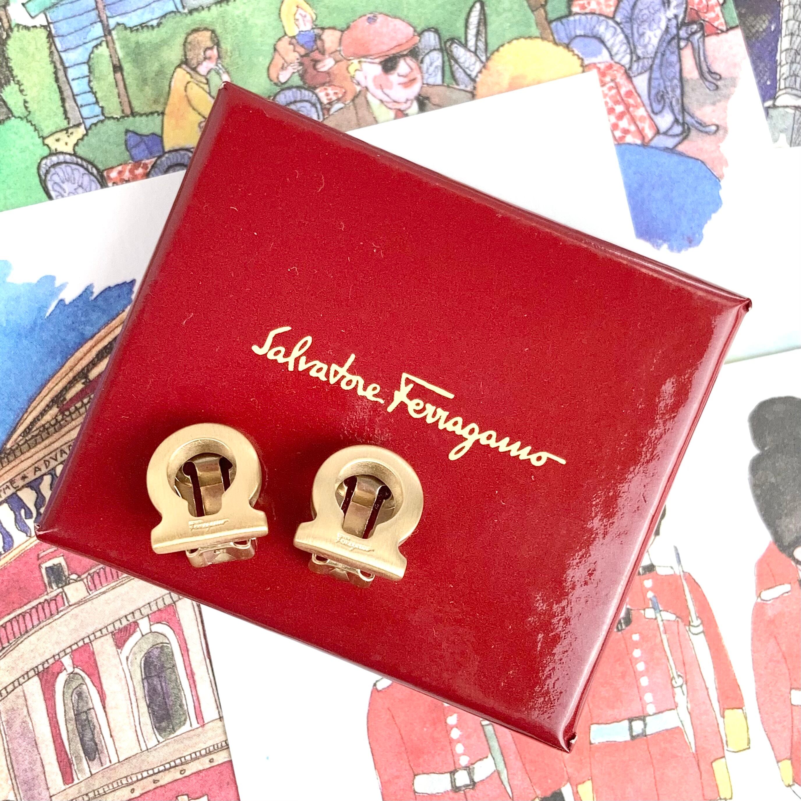 FERRAGAMO /vintage accessory Earring | Pay ID