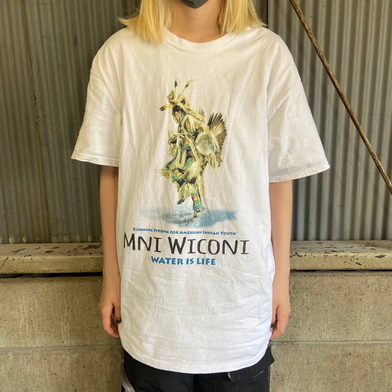 MNI WICONI インディアン メッセージ プリントTシャツ メンズL 古着 ホワイト 白色 【Tシャツ】【SS2408-50 ...