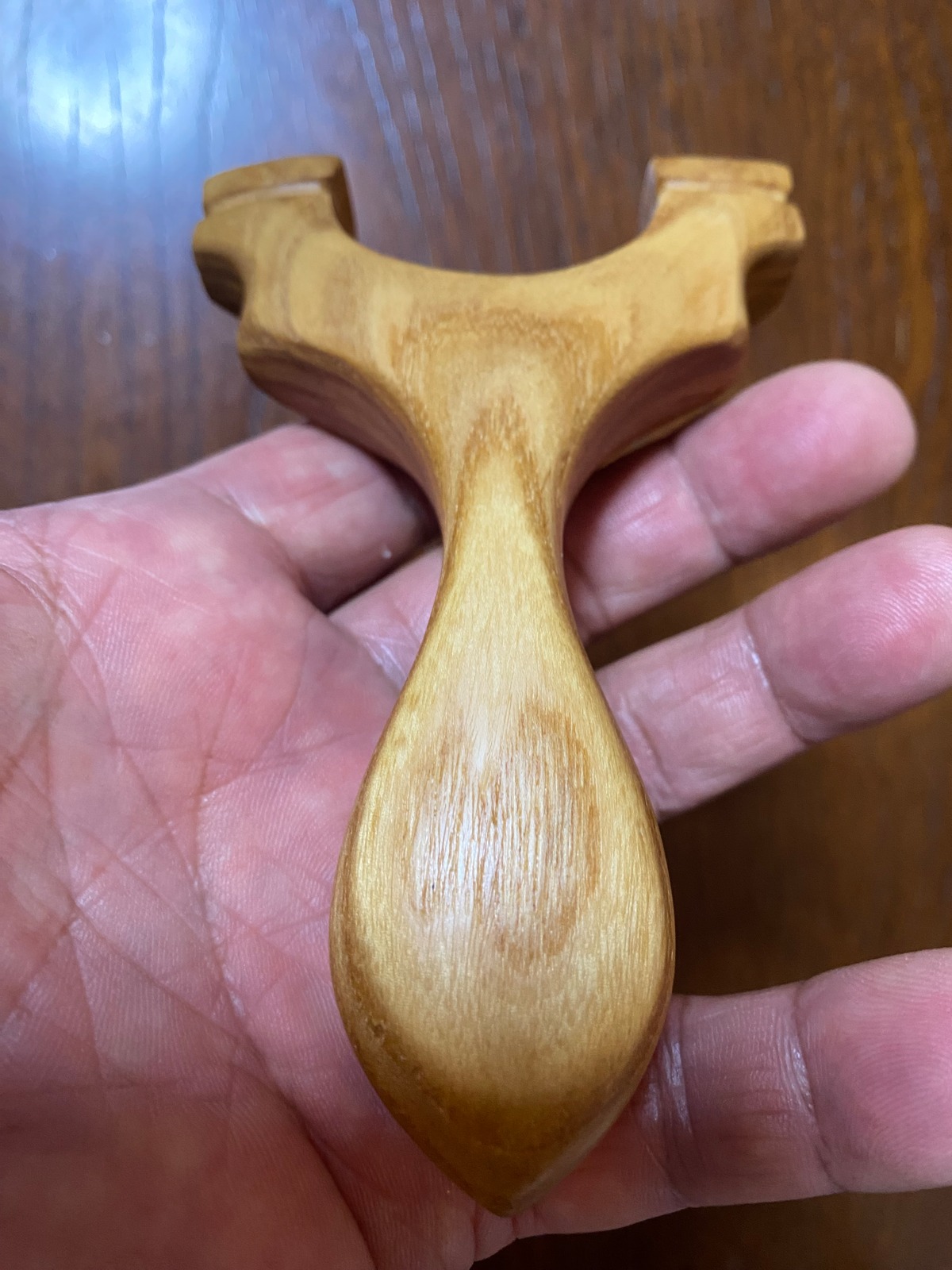 No.590 初心者用コンパクト スリングショット（蜜蝋仕上げ） | 弾弓工房「庵野 吽」