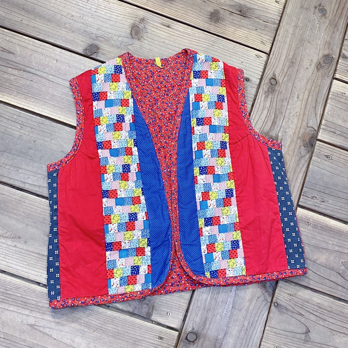 red patchwork printed quilting vest | LEMON