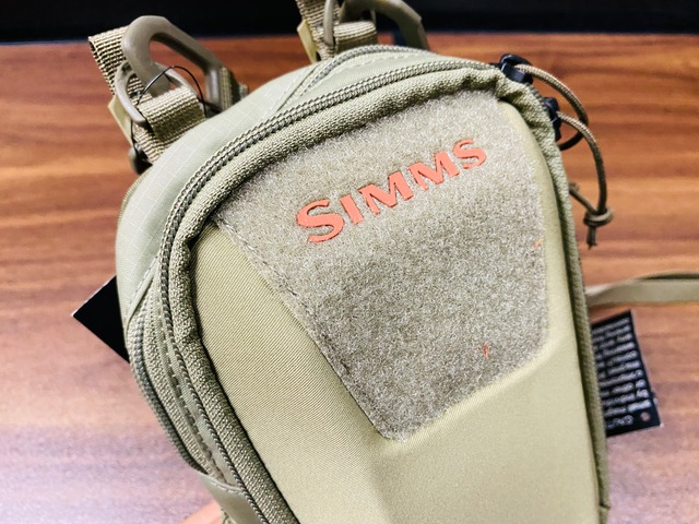 SIMMS FLYWEIGHT SMALL POD | Fishing Tackle BLUE MARLIN