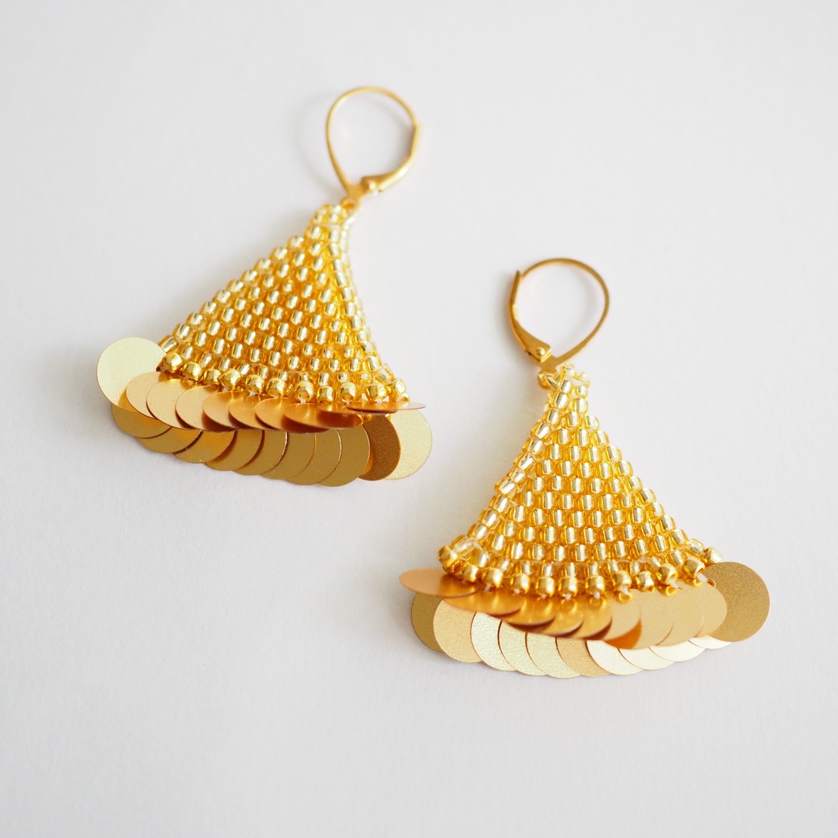 『Beadspan triangle』（ゴールド）ピアス/イヤリング【受注】 | Beadspan ビーズアクセサリー・ピアス・イヤリング・ネックレス・ブローチ