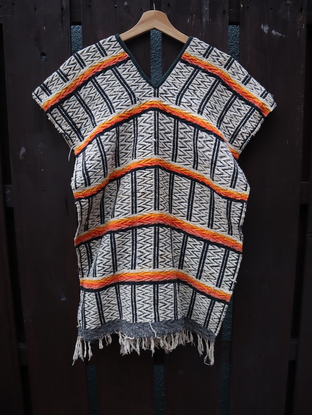 Mexican rug poncho | stück clothing store