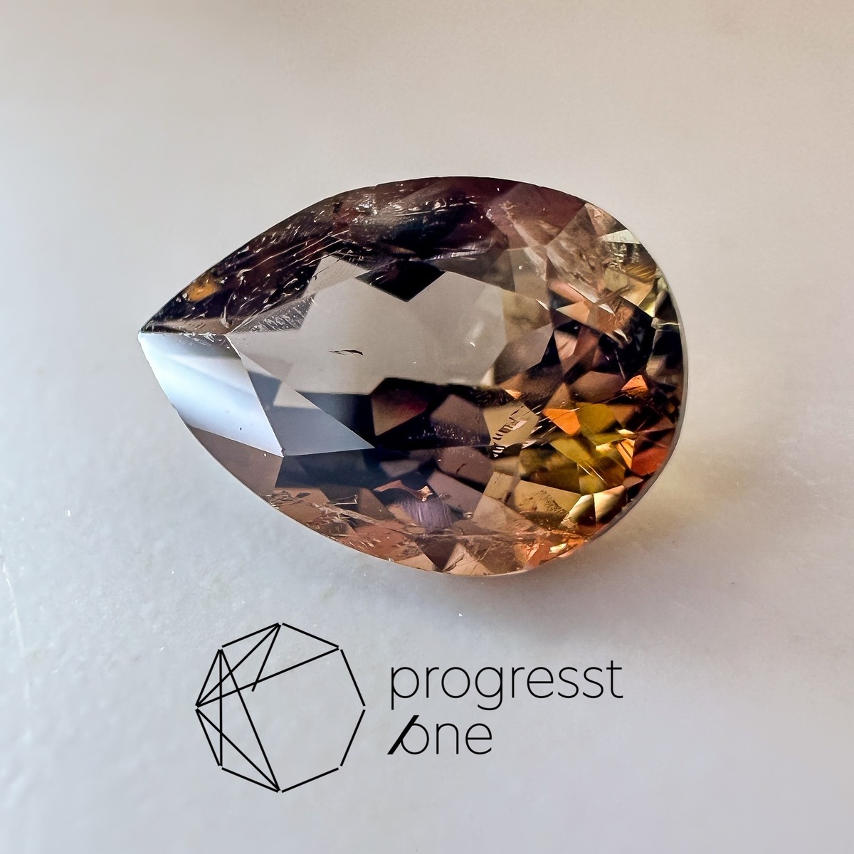 アキシナイト0.93ct | progresstone