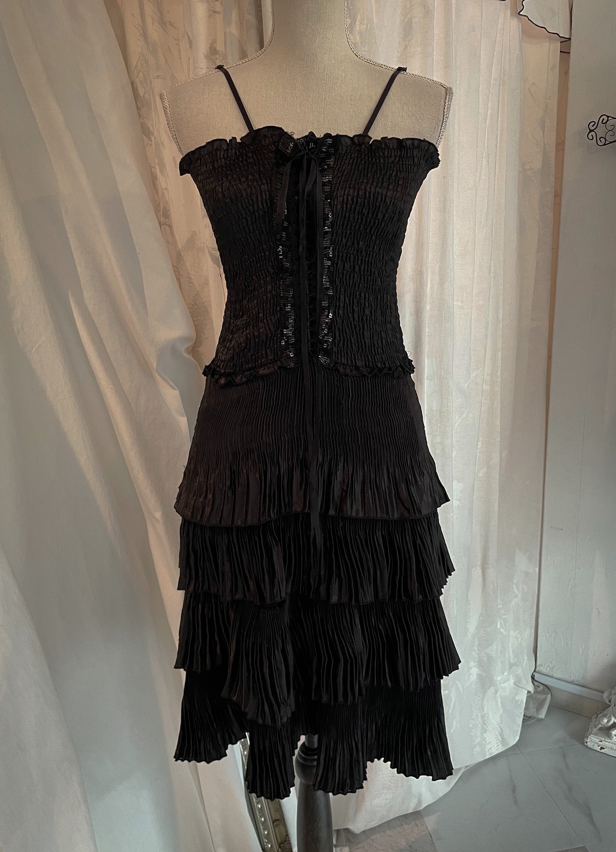 Rippled 4Tiered Ruffle LaceUp Dress | Queens
