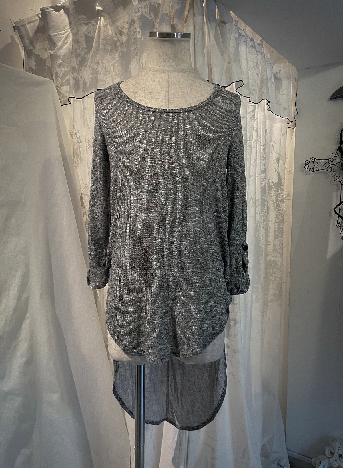 Fishtail Gray Thin Knit | Queens