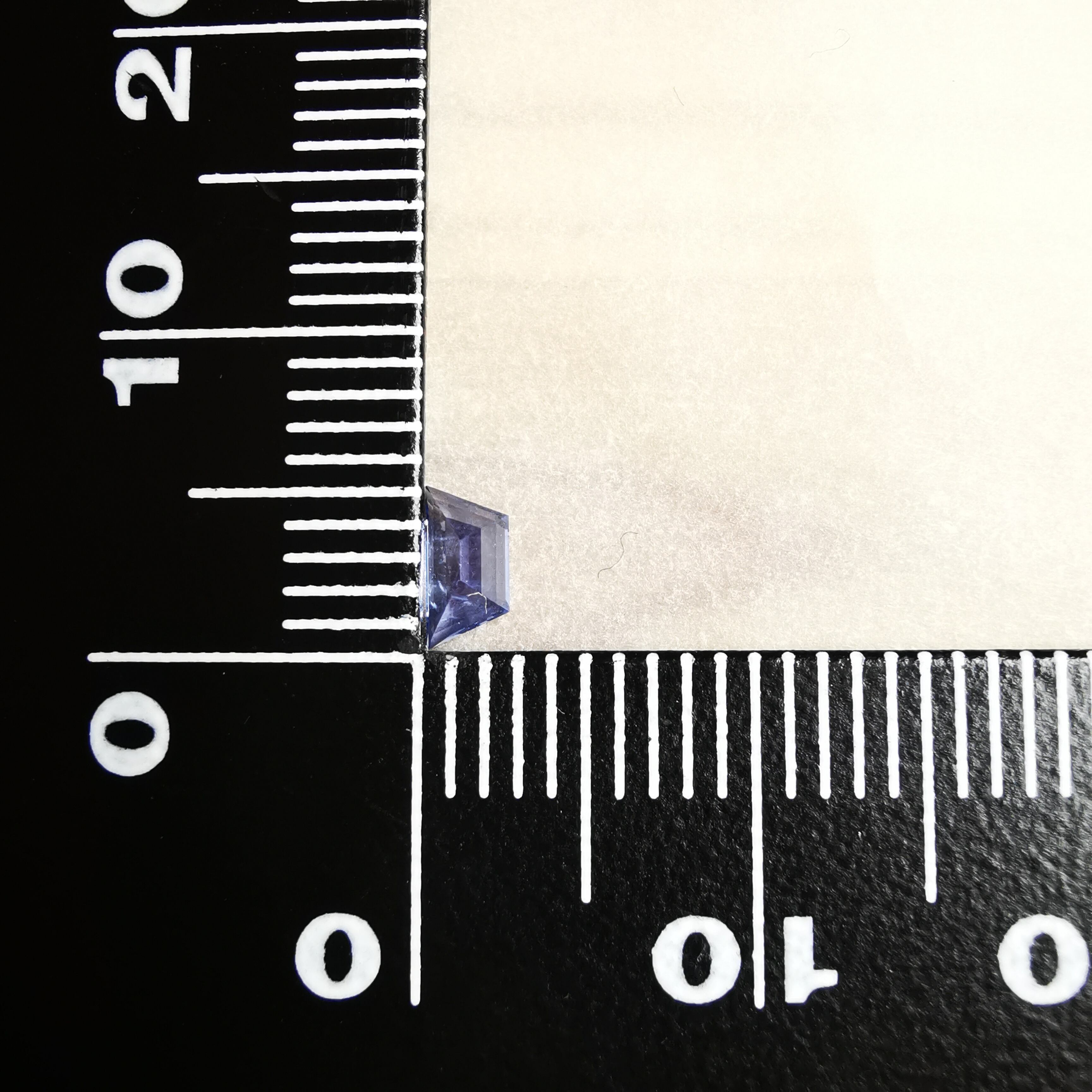 サファイア 0.24ct / A-1013 | Tam＆Tam Gem