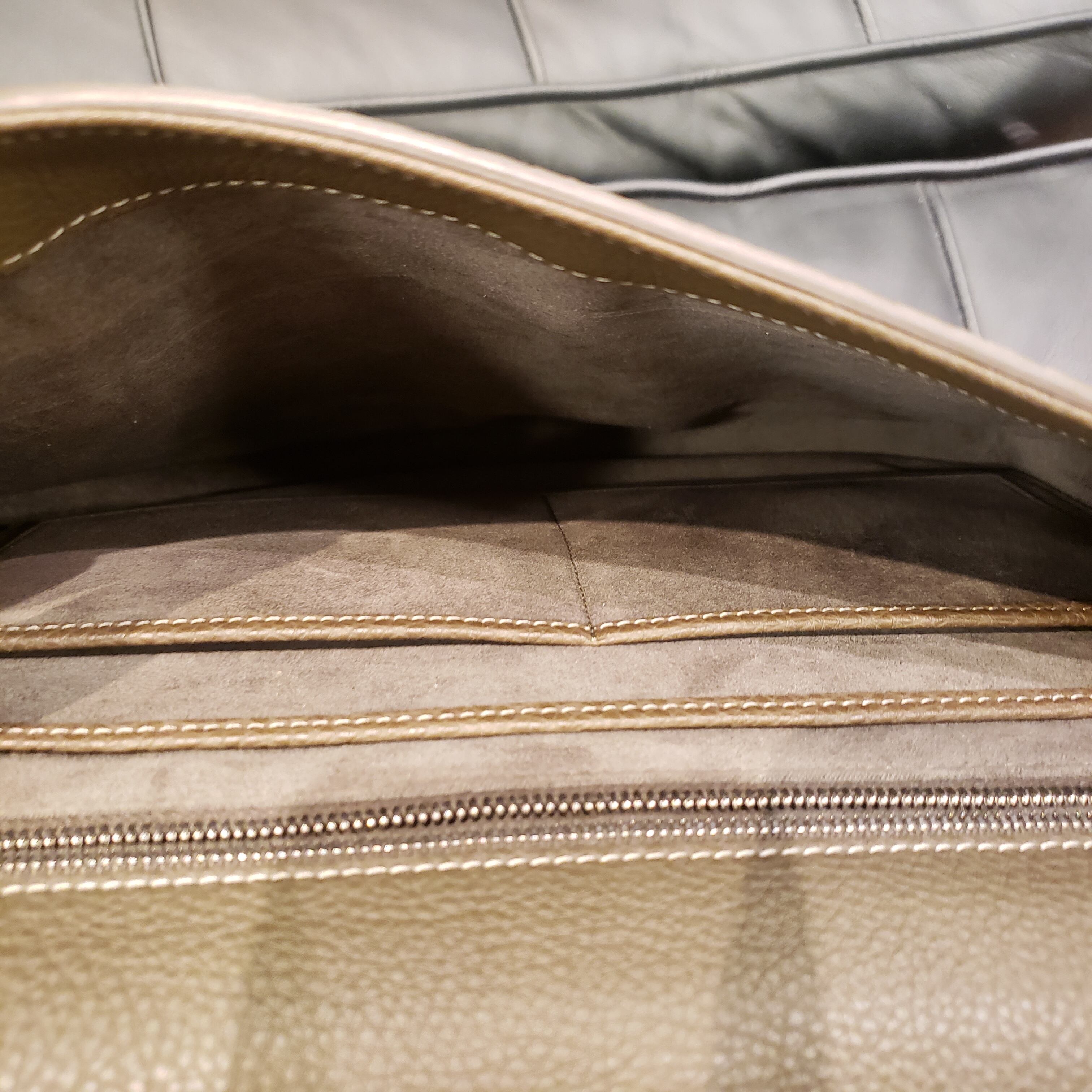 ACATE BAG LEATHER DOCUMENT CASE | safarionline