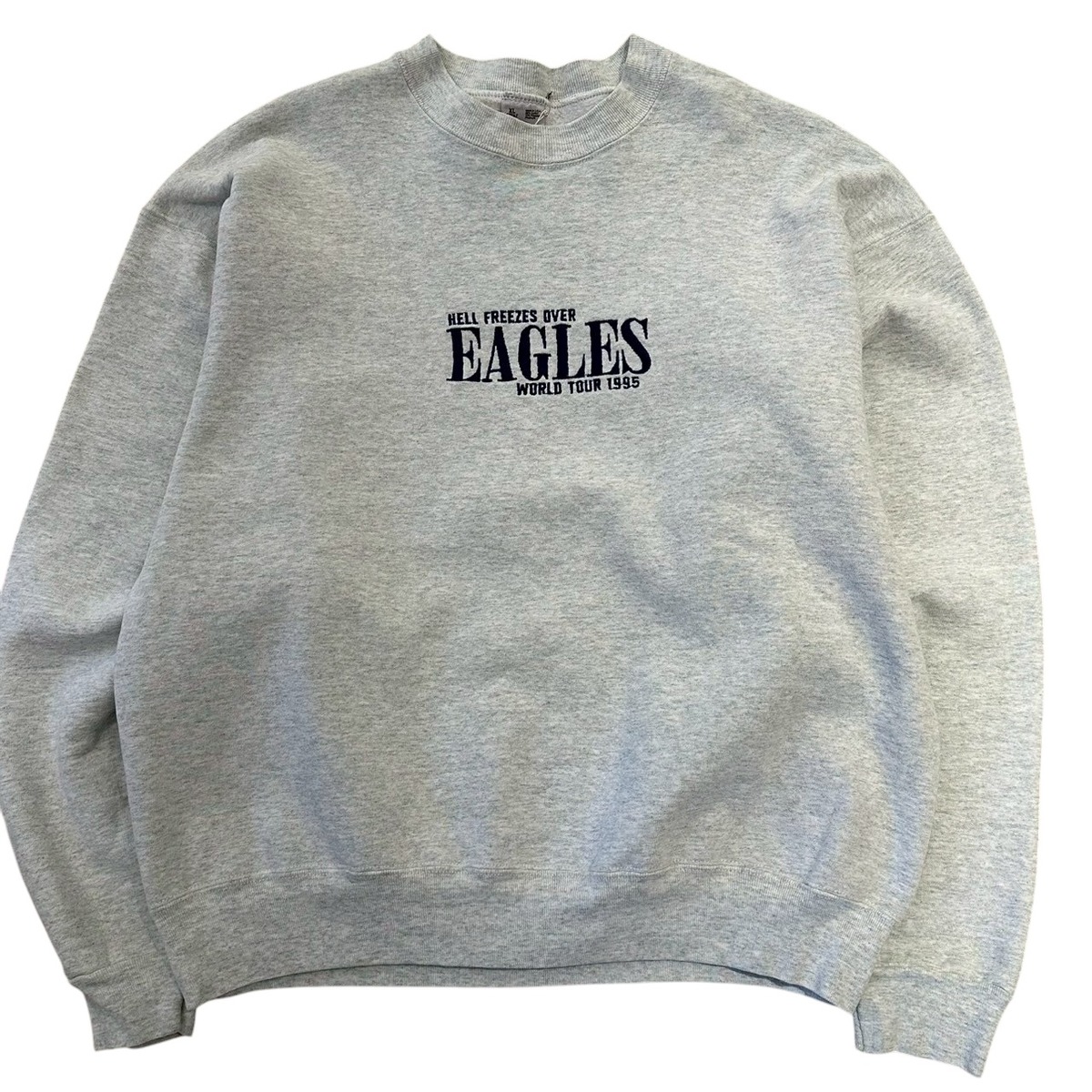EAGLES sweat XL | one day store tee