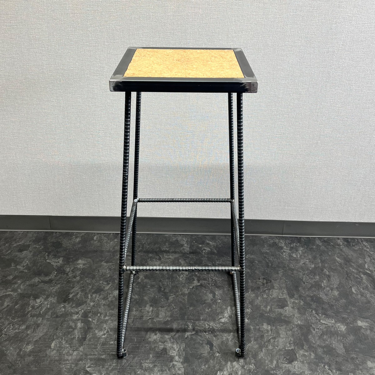 STEEL HIGH CHAIR | fab metal furniture