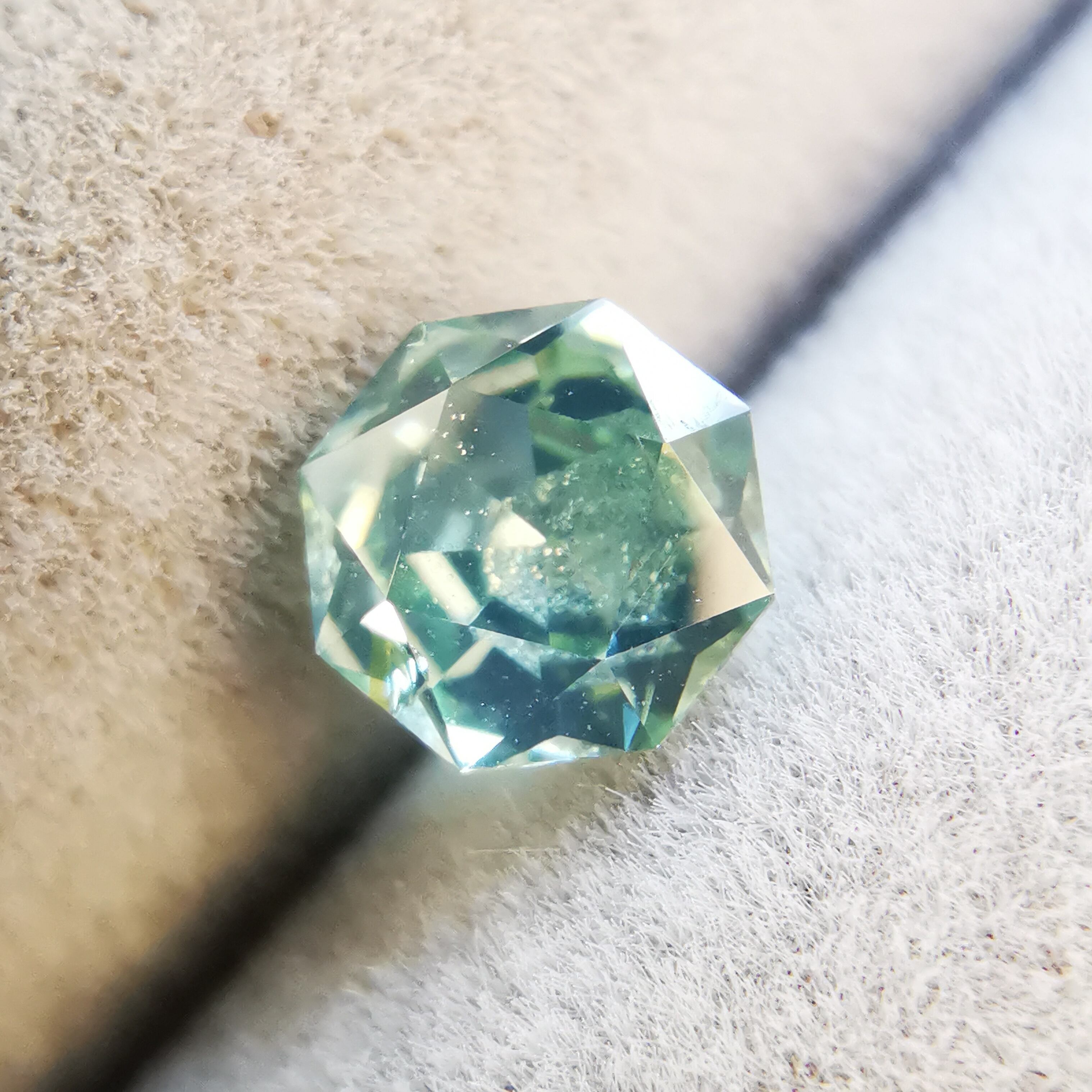 ジルコン 0.49ct / A-0616 | Tam＆Tam Gem