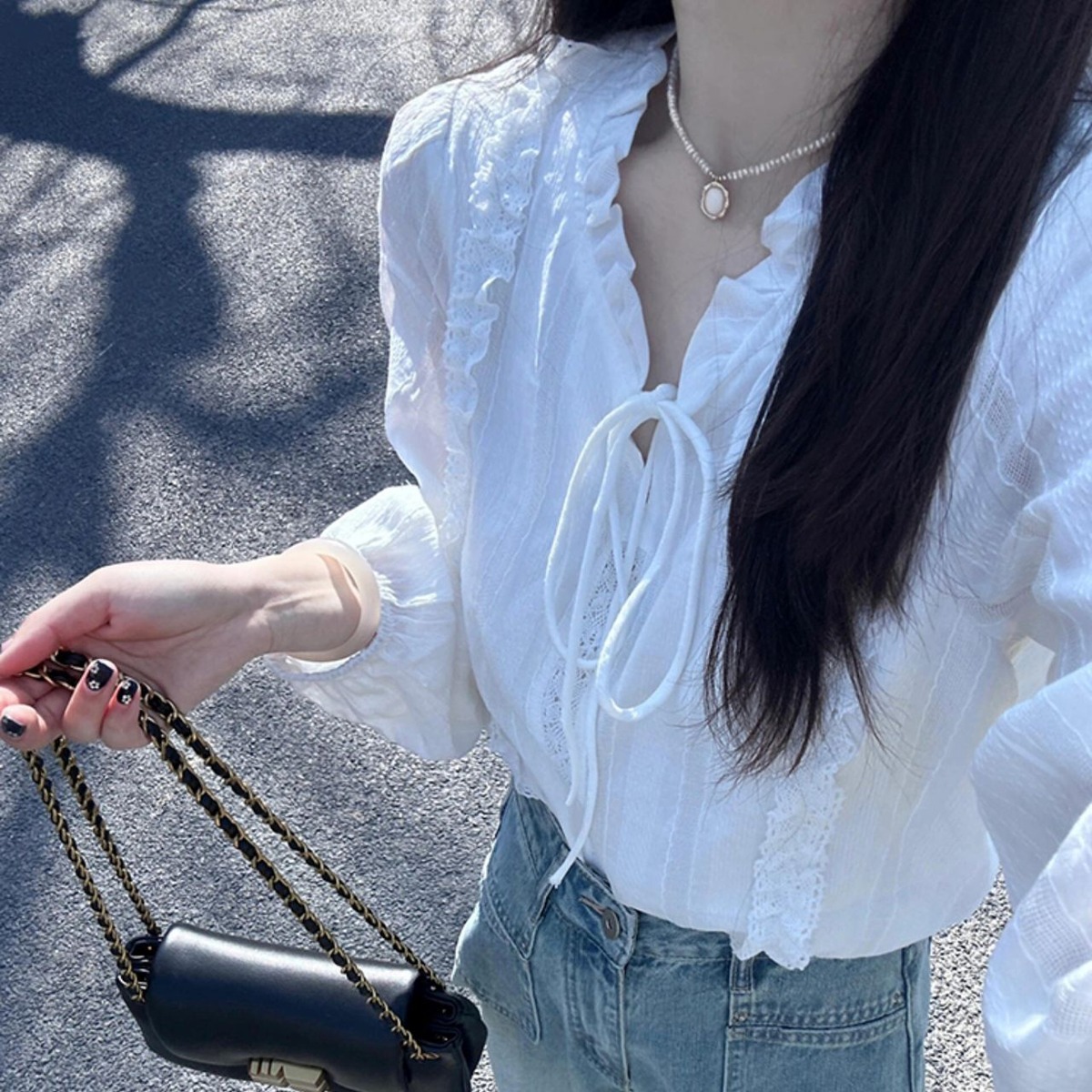 French style lace-up embroidered shirt(SN130) | SOÉNA