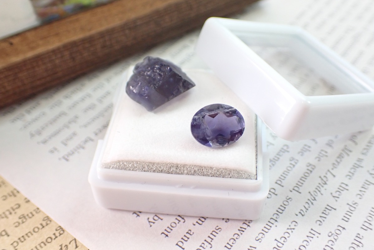 【原石セット】アイオライト 1.57ct/4.38ct [C2−35] | differencee(ディファレンシー)