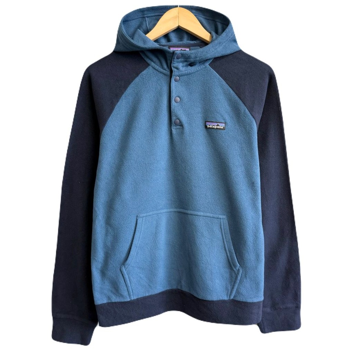 Patagonia パタゴニア プルオーバー フリース素材 フーディー パーカー ポケット付き ハーフボタン 紺×水色 Sサイズ No ...