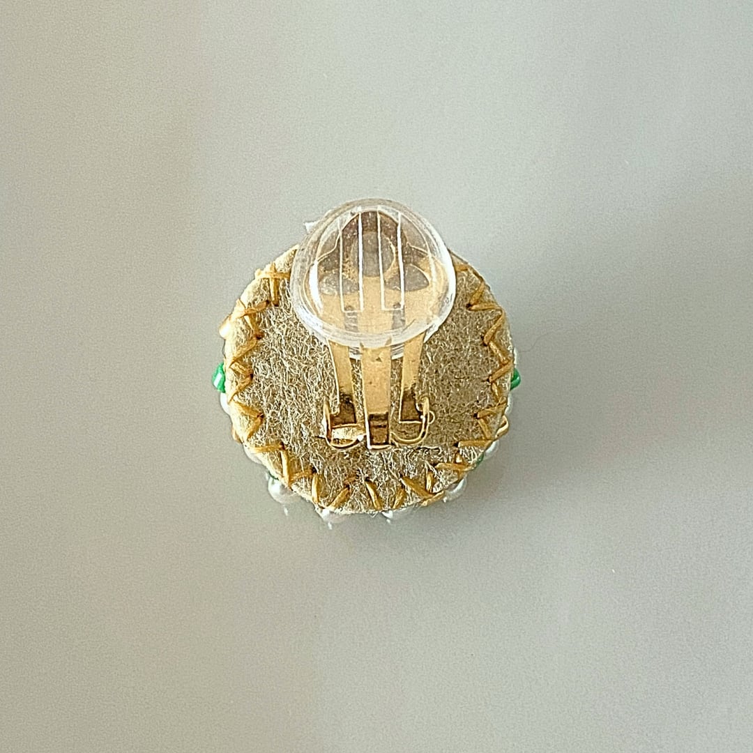 ！new！ グリーン＆ゴールド【イヤリング】 by atelier moco | kurasuclass