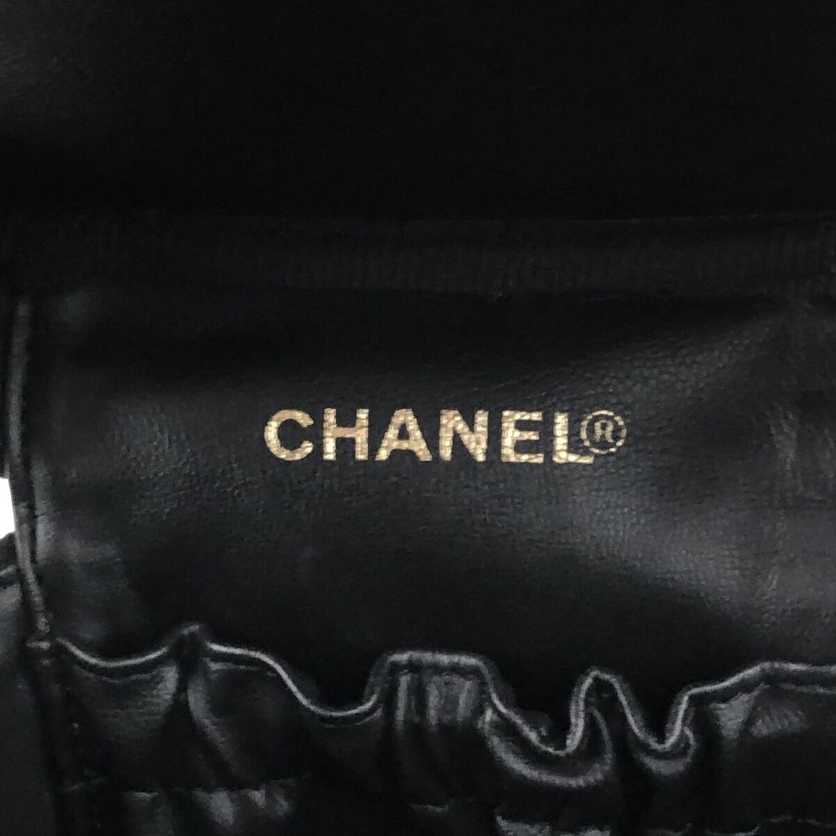 CHANEL シャネル ハンドバッグ ブラック ココマーク エナメル CHANEL シャネル ハンドバッグ ブラック ココマーク エナメル