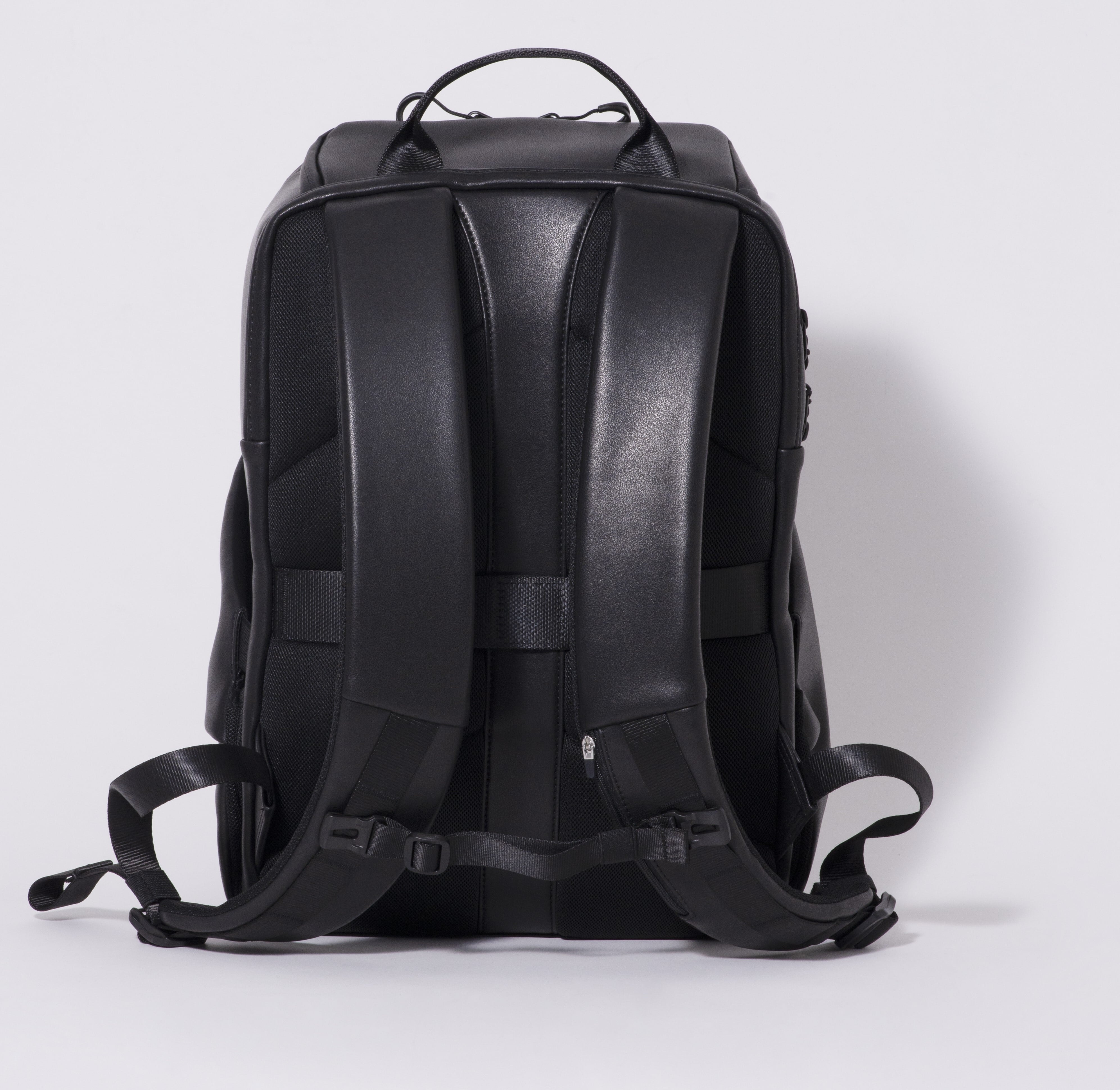 SY-04オールブラック しーさーコラボエクストラポケットバッグ （コイルファスナー） | NOMADIC公式ECショップ