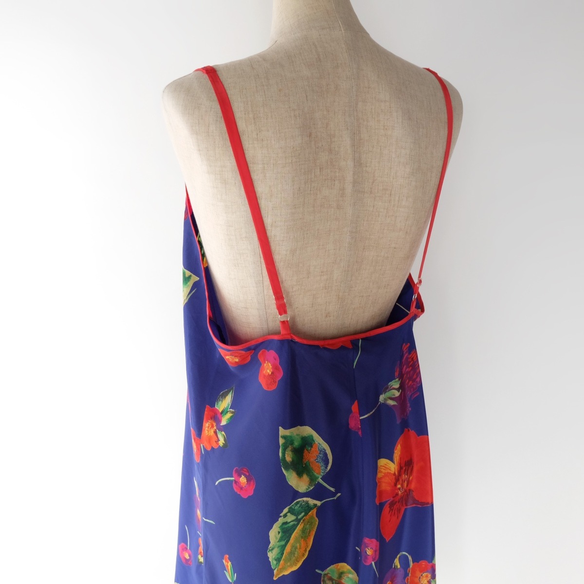 Blue floral sundress | 7:3