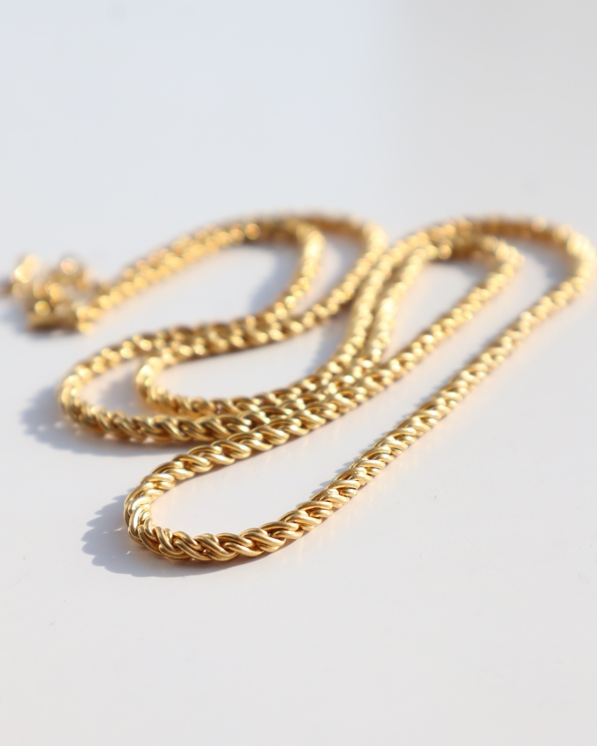 gold color rope chain vintage necklace | ARIE VINTAGE