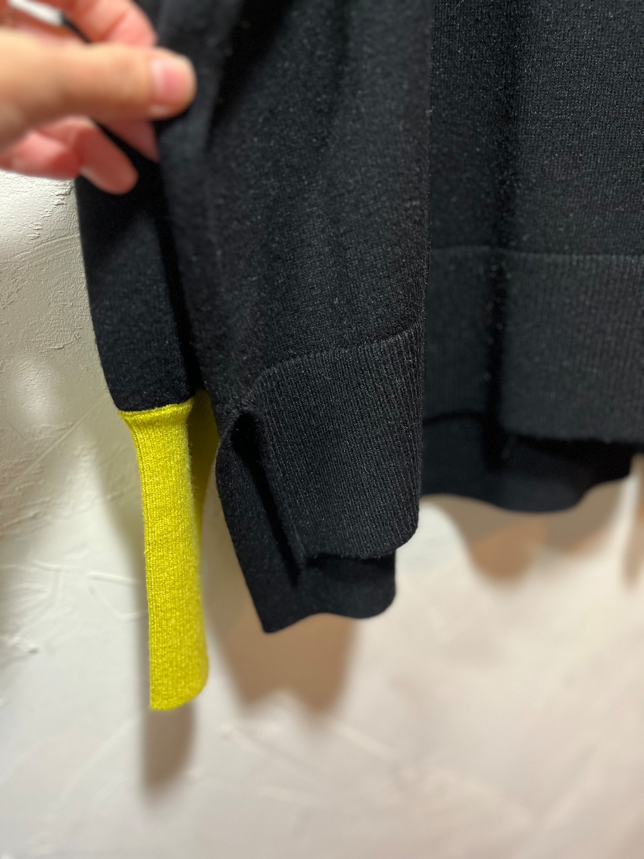 Spoom モックネック配色ニット | habit trois アビトロワ