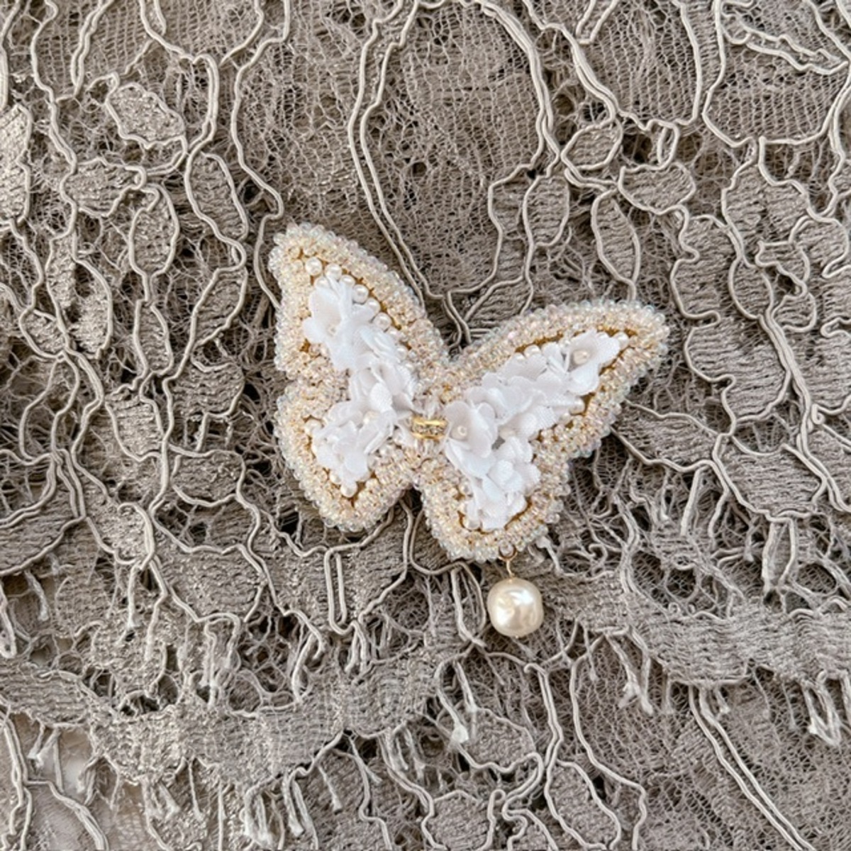 蝶々ブローチ（パールつき） | Atelier LUNE