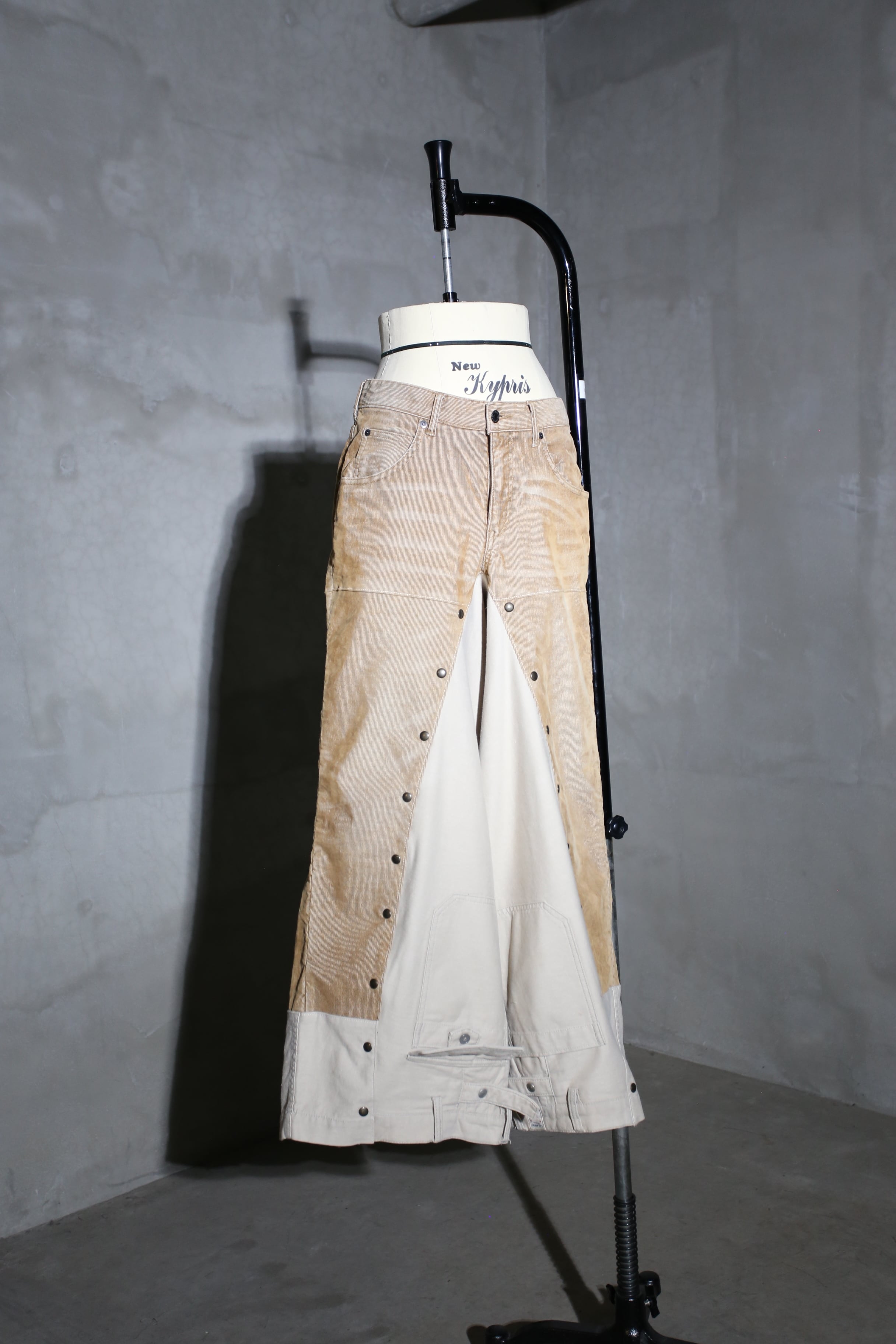 docking rivet pants | 『kick margin.』