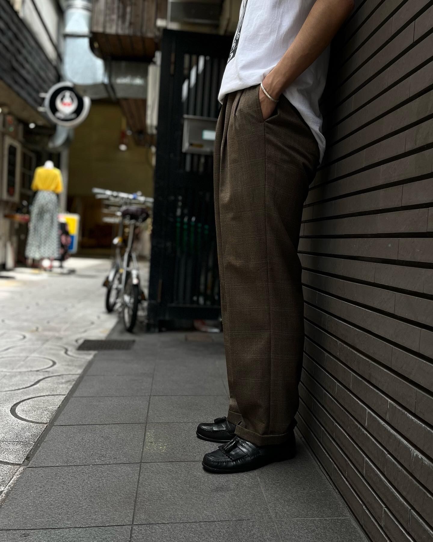 old “2tuck” slacks | Pay ID