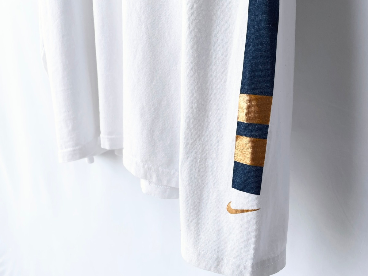 1990s NIKE | pen