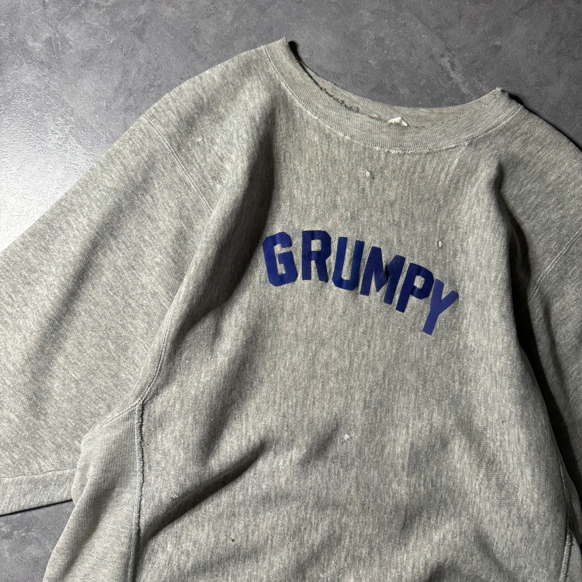 1990's "GRUMPY" R/W Type Sweat made in USA / 90年代 "不機嫌そうな" リバースタイプ ...