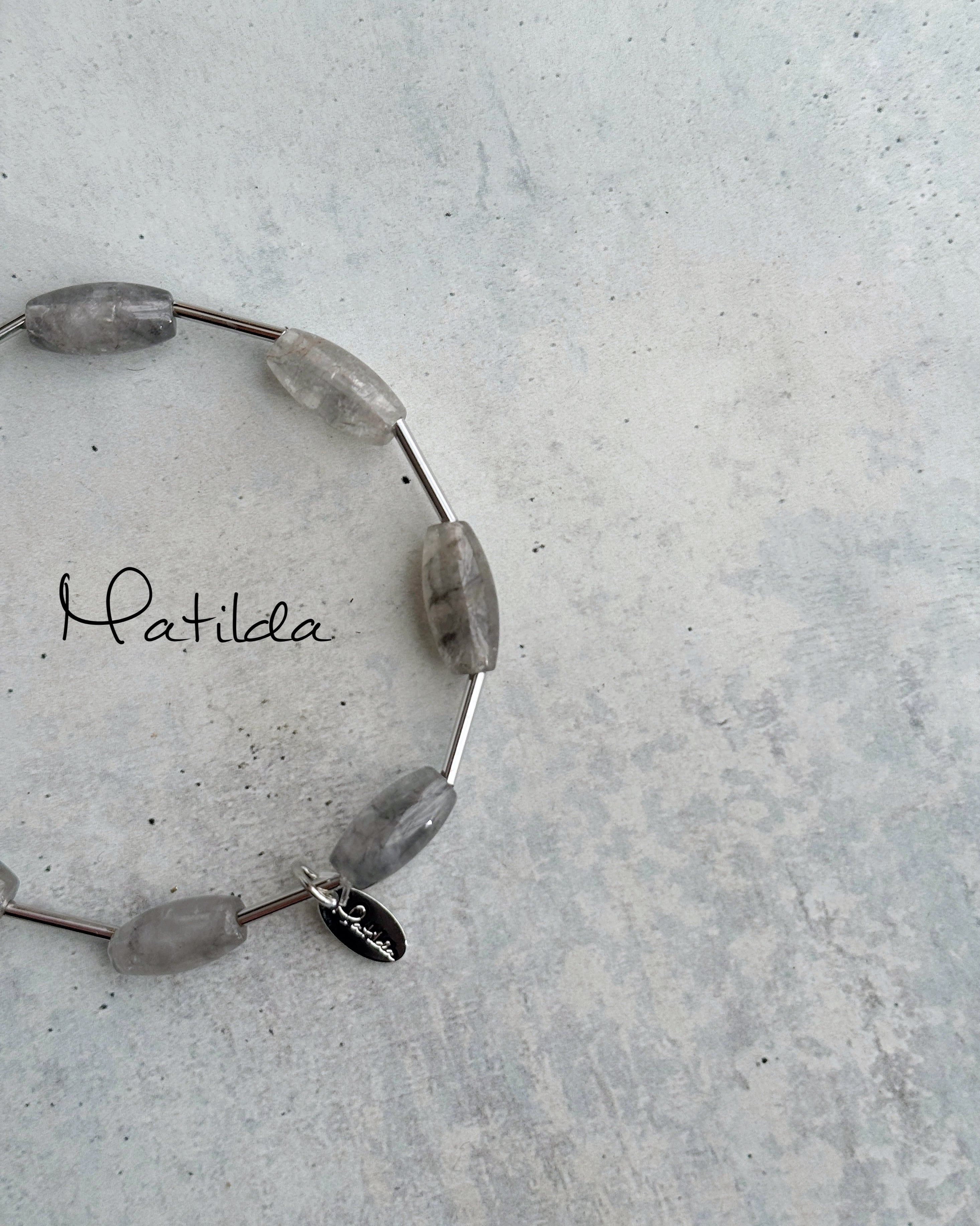 Tube & stone bracelet（グレークォーツ） | Matilda