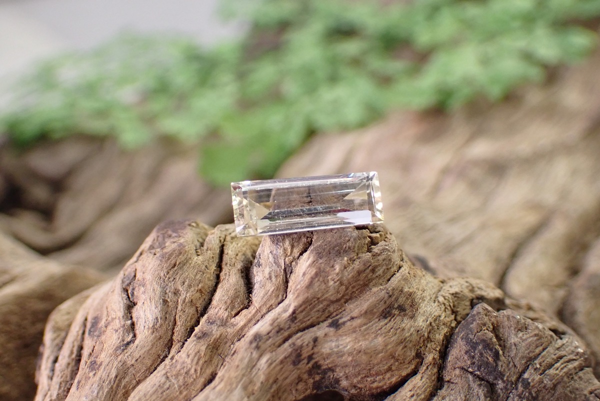 アクロアイト 1.07ct [C7‐237] | differencee(ディファレンシー)