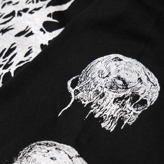 Decayed Skulls Long Sleeve | Brutal Death Clothing