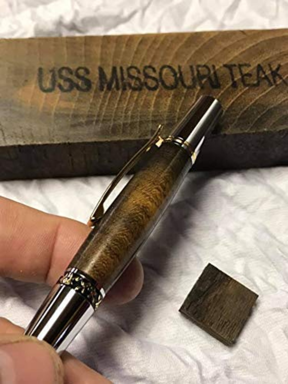 USSミズーリ州Authentic Teak Decking Pen with COA 並行輸入品 | カシオペア・エクスプレス(文房具・猫用 ...